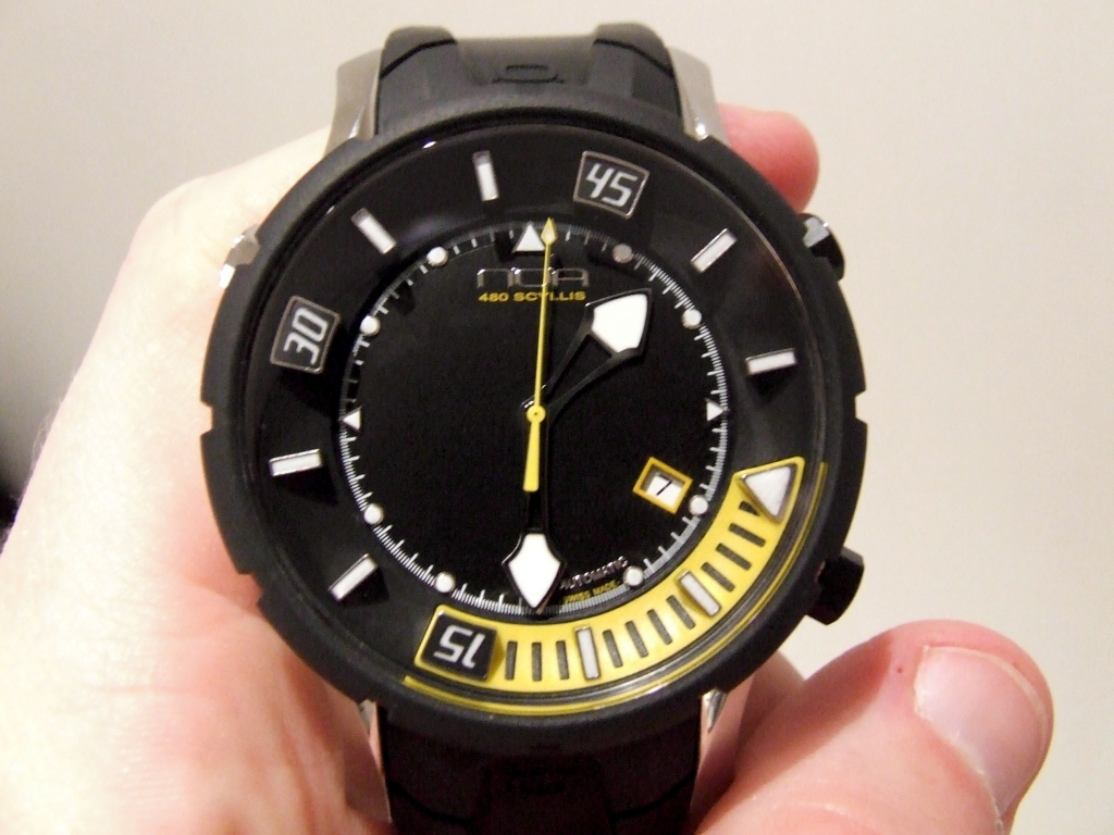 Dispatch: N.O.A. | Professional Watches