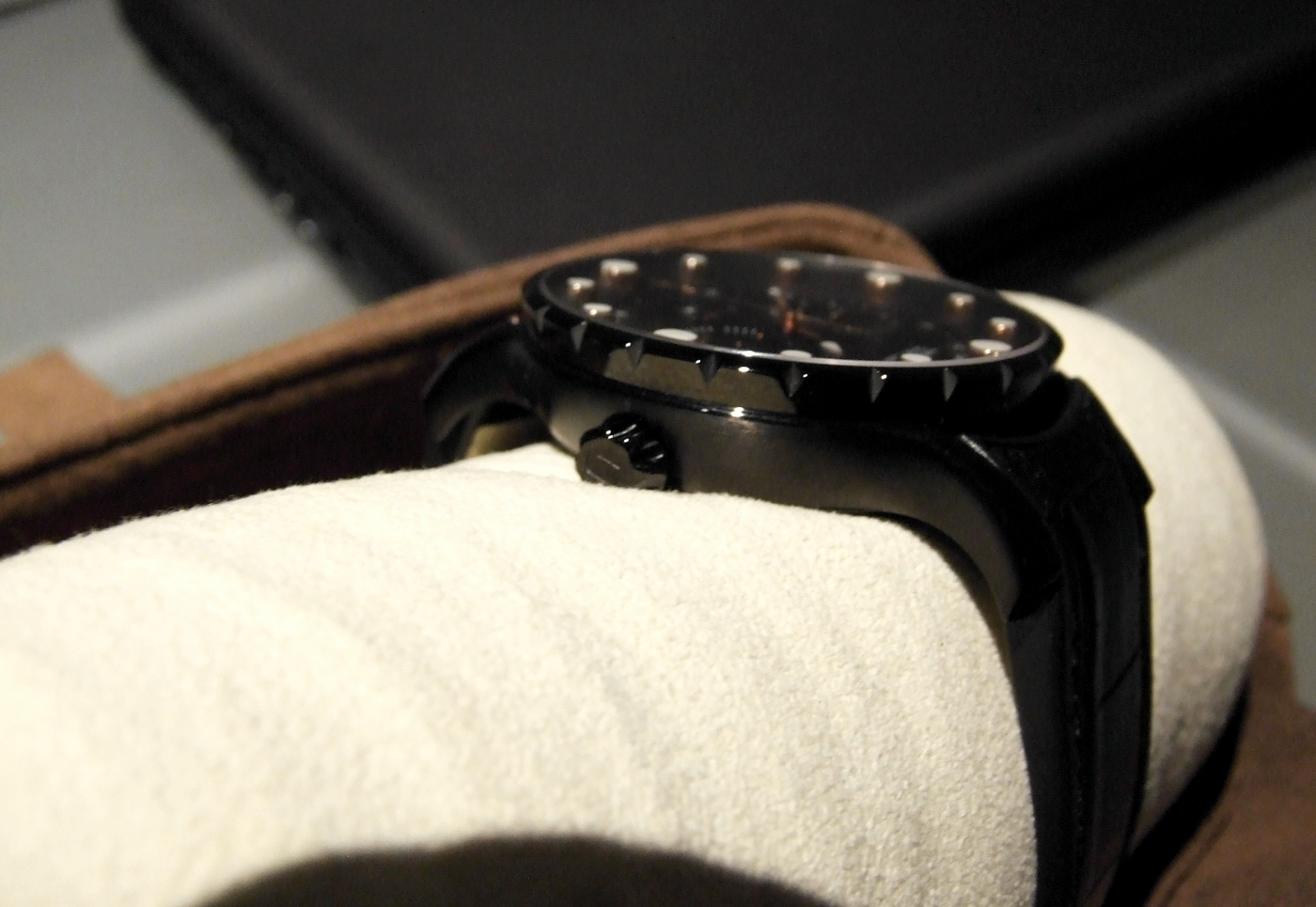 Dispatch: N.O.A. | Professional Watches
