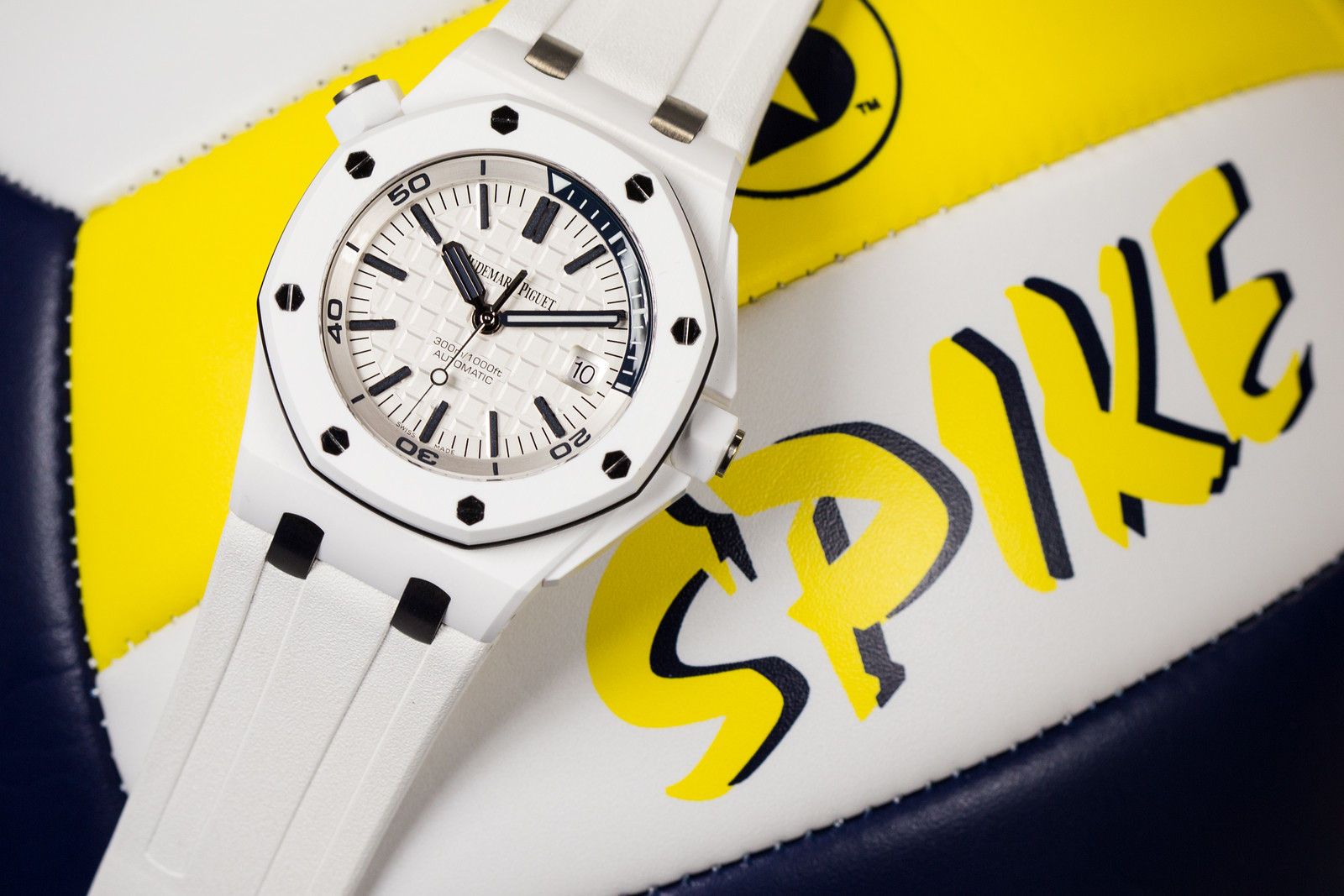 Audemars-Piguet-white-ceramic-diver-watch | Professional Watches