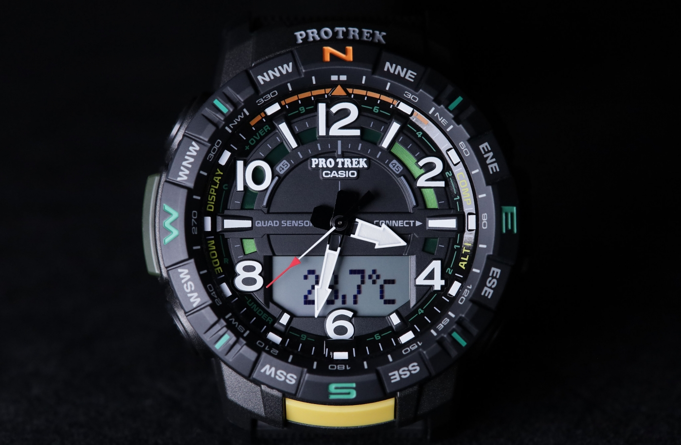 Review: Casio Pro Trek PRT-B50 | Professional Watches