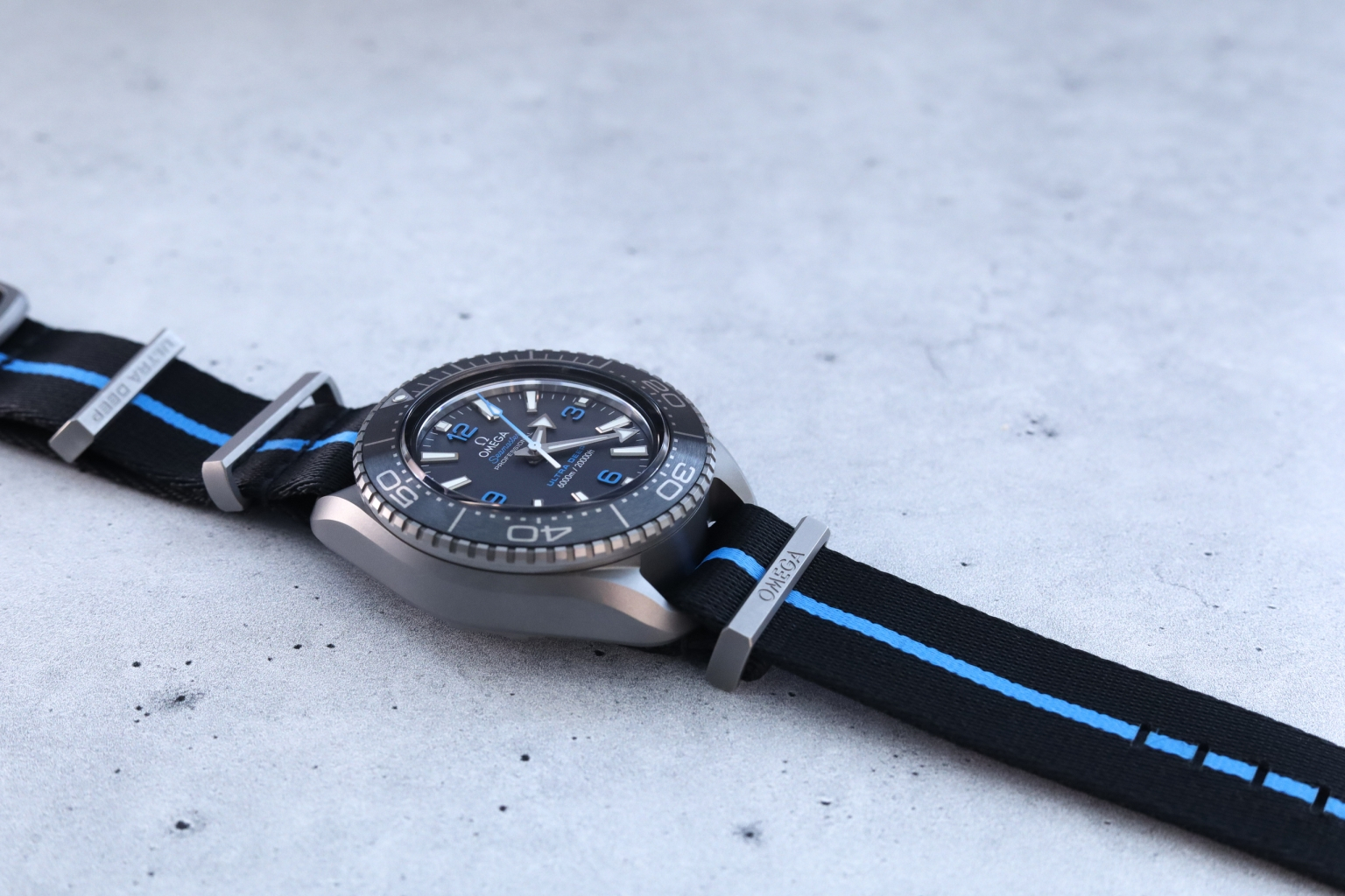 Review: Omega Seamaster Planet Ocean 6000M Ultra Deep | Professional ...