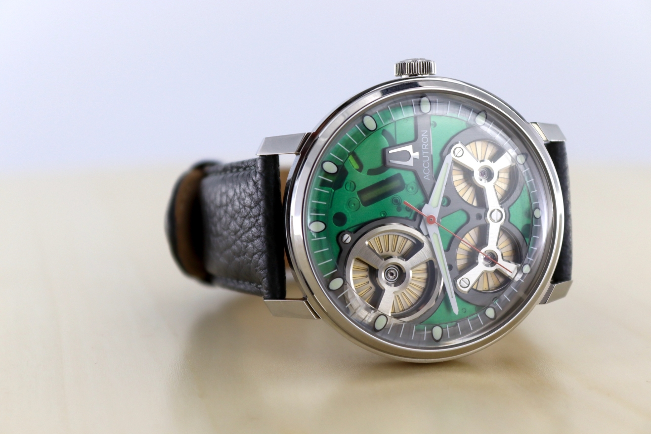 Accutron | Professional Watches